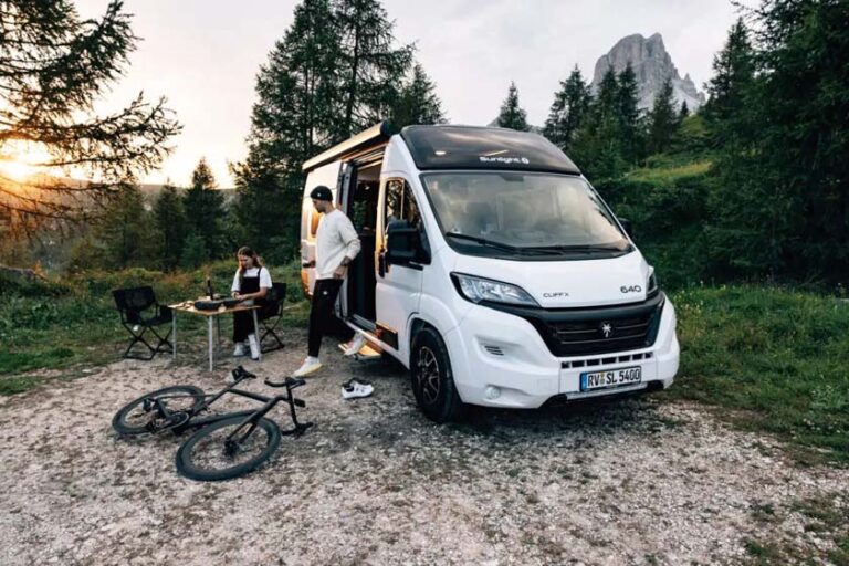 Sunlight CamperVans | → Camping.holiday 😎